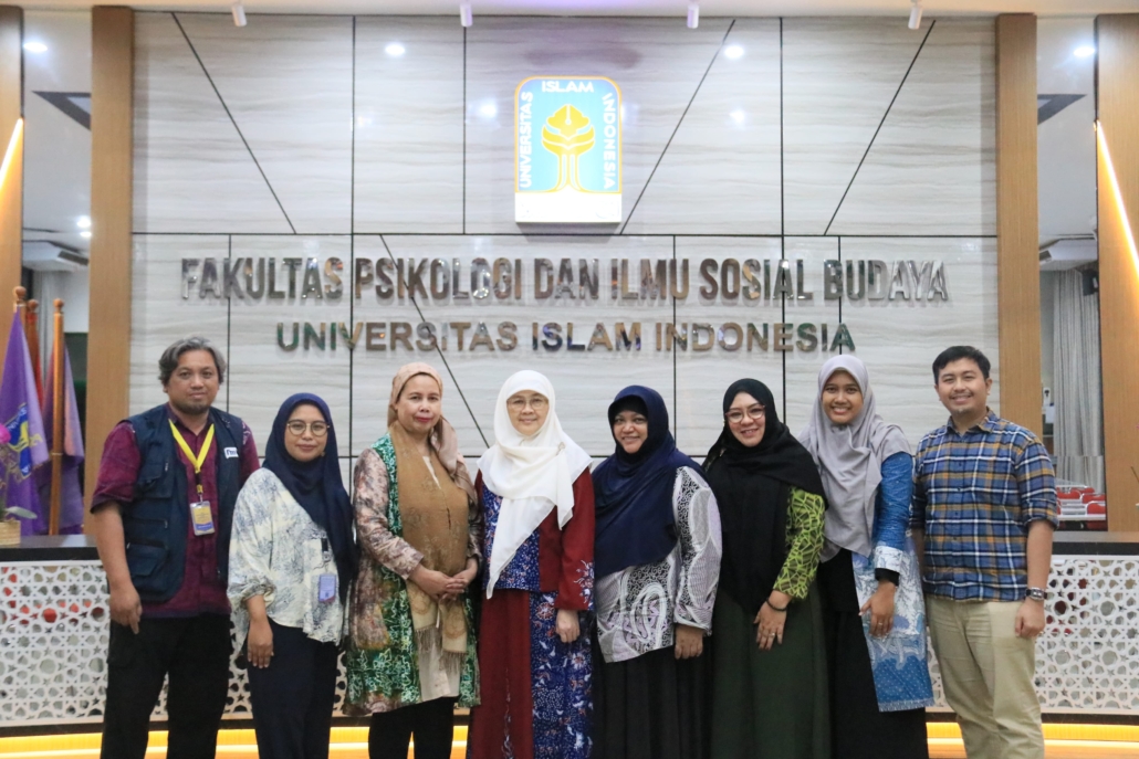 FPSB UII Jajaki kerja sama dengan Pusat Riset Bahasa, Sastra, dan Komunitas – Fakultas Psikologi ...